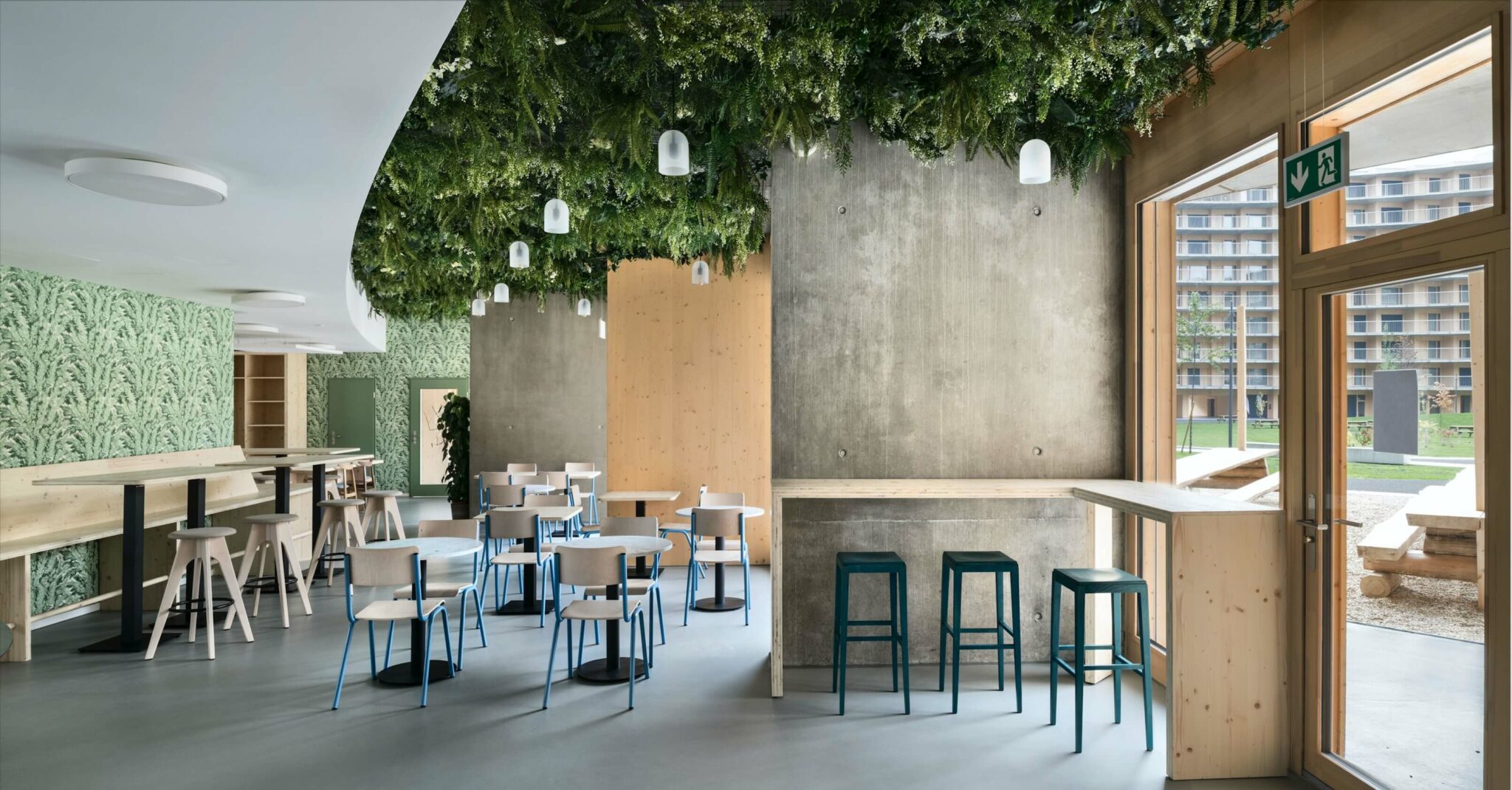 Incredible Architecture Design Restaurant With 1000 Green Plants And ...